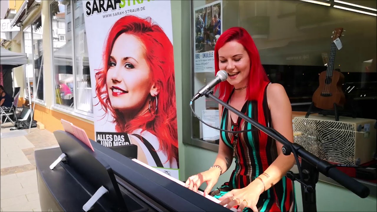 Sarah Straub mit Eigener Komposition in Pforzheim - YouTube