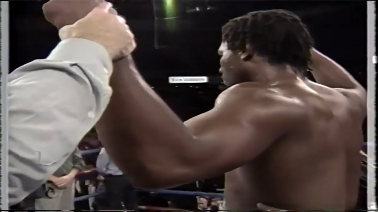 Lennox Lewis vs Lionel Butler HBO. HD 720p60 @battlesoftitans - YouTube