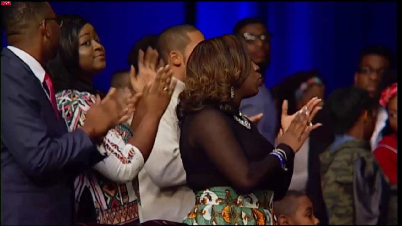COGIC 109th Holy Convocation Youth Prayer and Worship! - YouTube