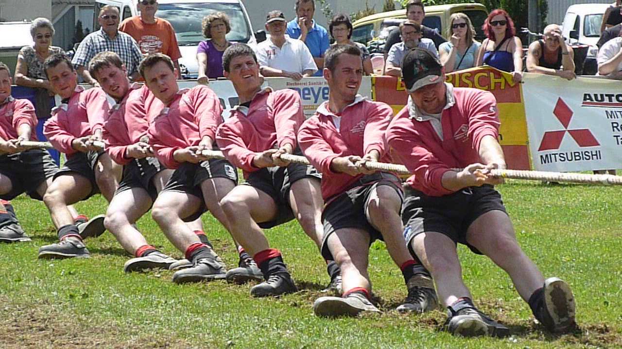 Deutscher Meister Tauziehen 2015 Team Böllen Schwarzwald - YouTube