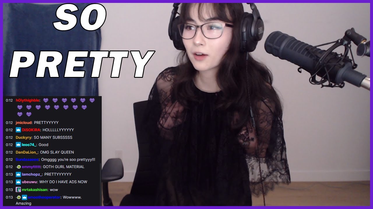 How kyedae DRESSED UP for the Streamer Awards! - YouTube