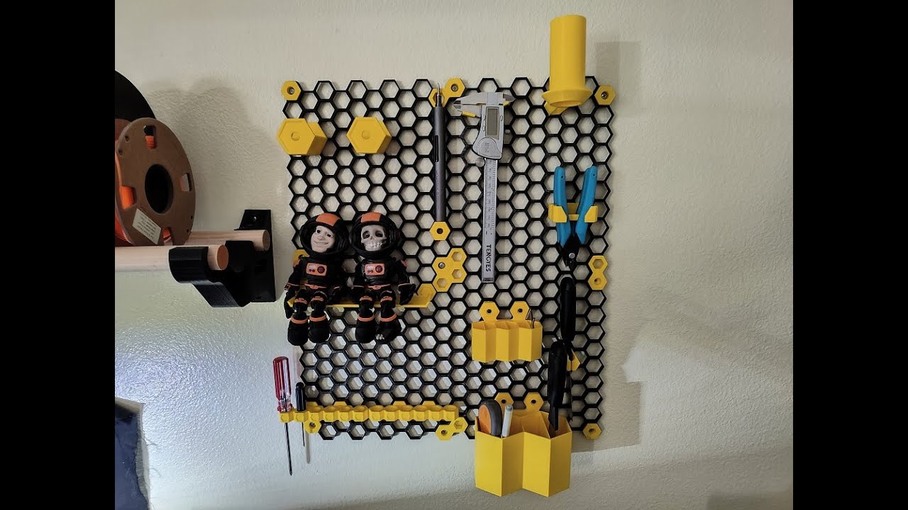 Honeycomb Wall Storage Organizer 3d print - YouTube