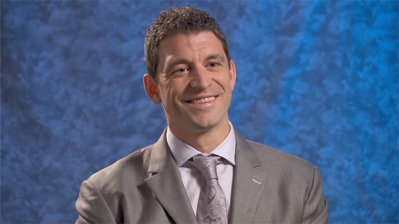 Scripps Orthopedic Spine Surgeon Gregory Mundis, MD - YouTube