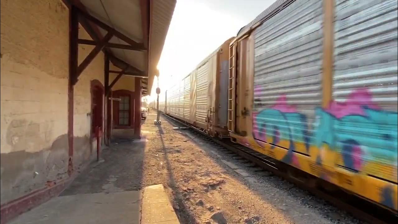 Tren FXE 4022-4836 Sur AROVC-IMIMX estación Salamanca saludos amigo - YouTube