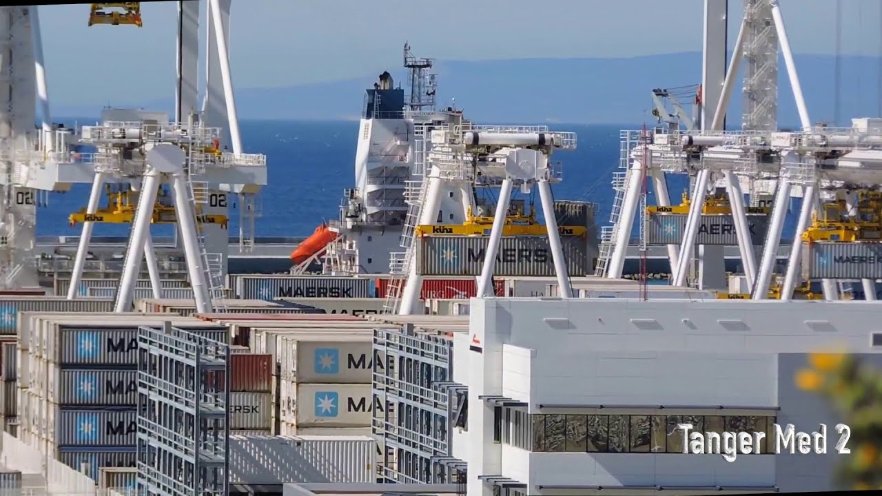 Tanger Med 2 au Maroc - YouTube