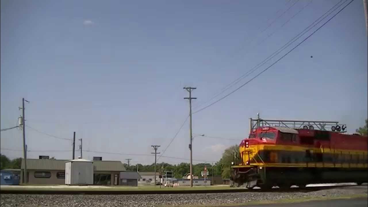KCS 3950 4708 3953 on a SB Manifest Joplin MO - YouTube