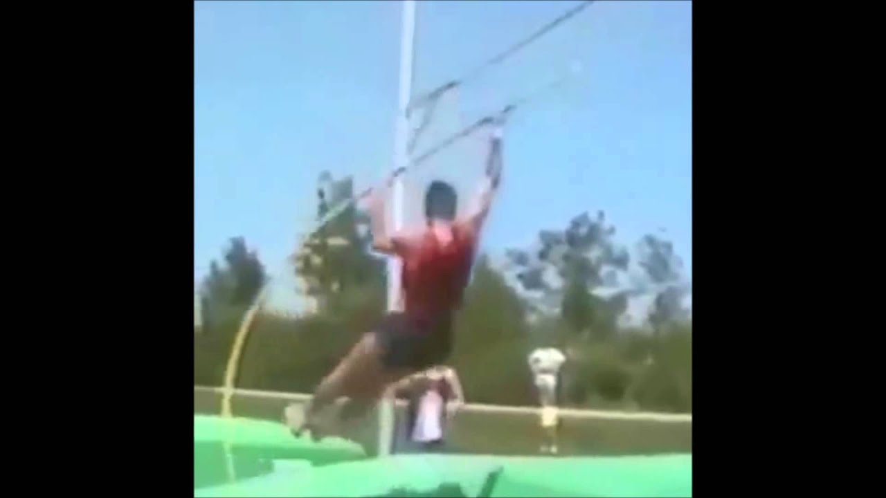 EPIC FAIL Funny Jumper - YouTube