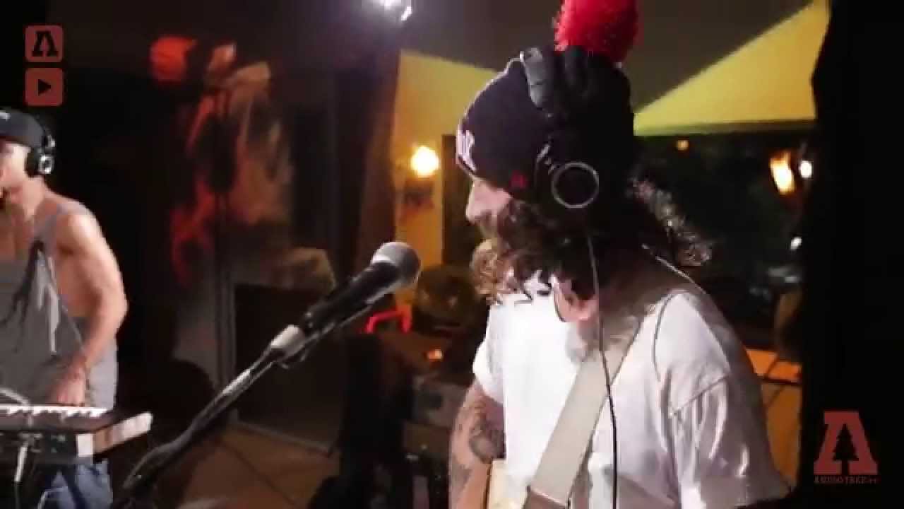 Jakubi - This Is My Life - Audiotree Live - YouTube