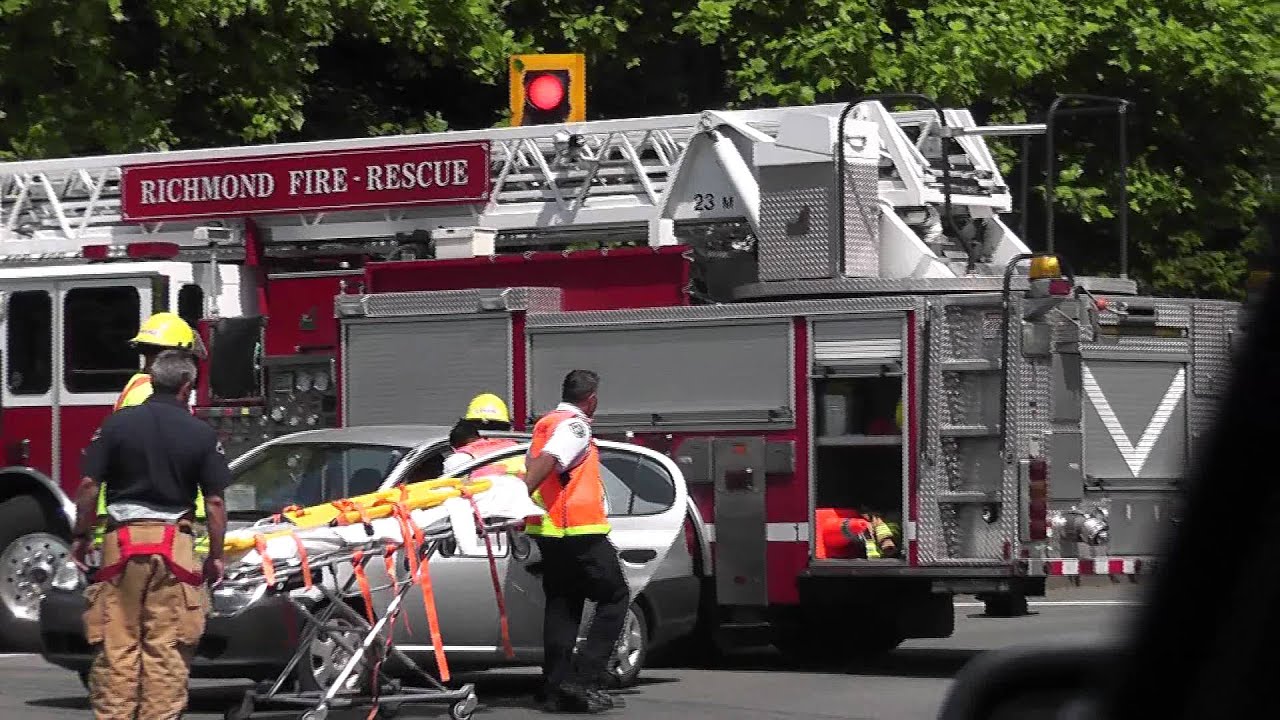 Single Car MVA Granville Ave & Buswell Street Richmond BC - YouTube