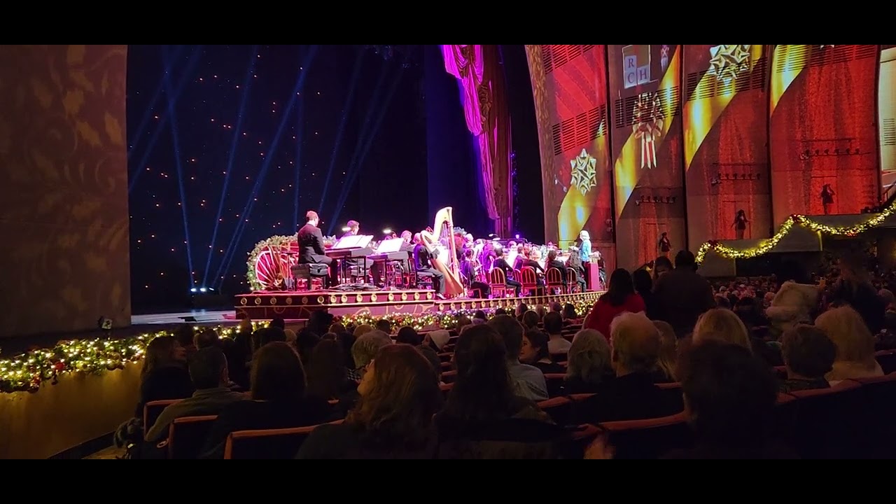 Radio City Christmas Spectacular / Rockettes Section 7 Row NN - YouTube
