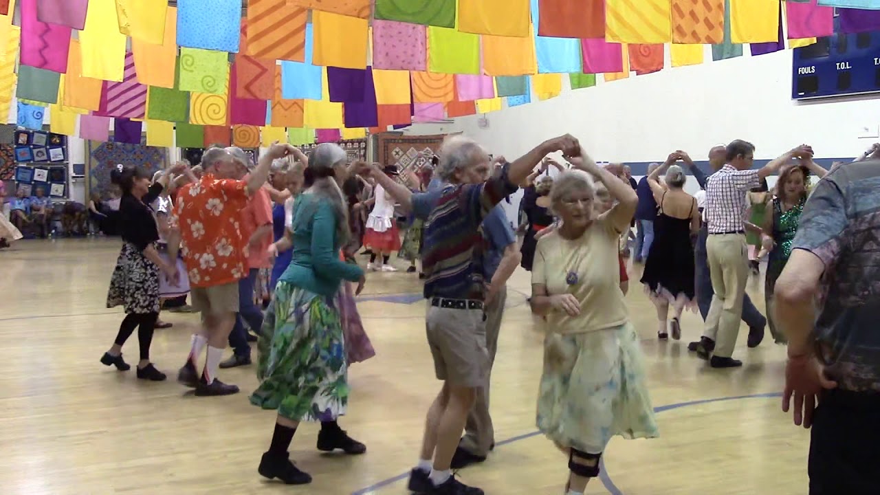 8 of 11 - FolkMADness 2019 - Scott Higgs & The Figments - YouTube