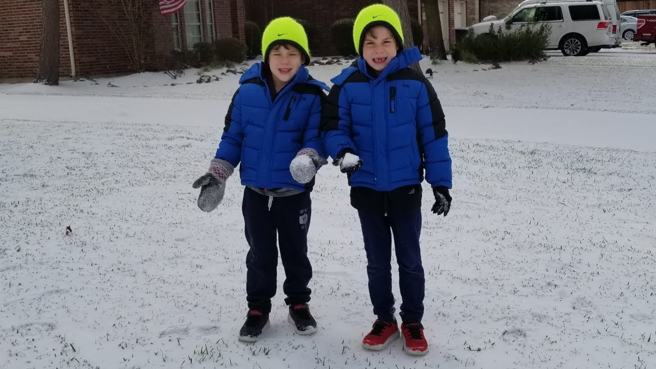 Texas Snowmageddon 2021 - YouTube