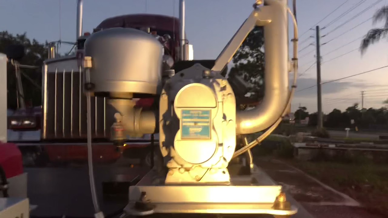 Truck 81 startup - YouTube