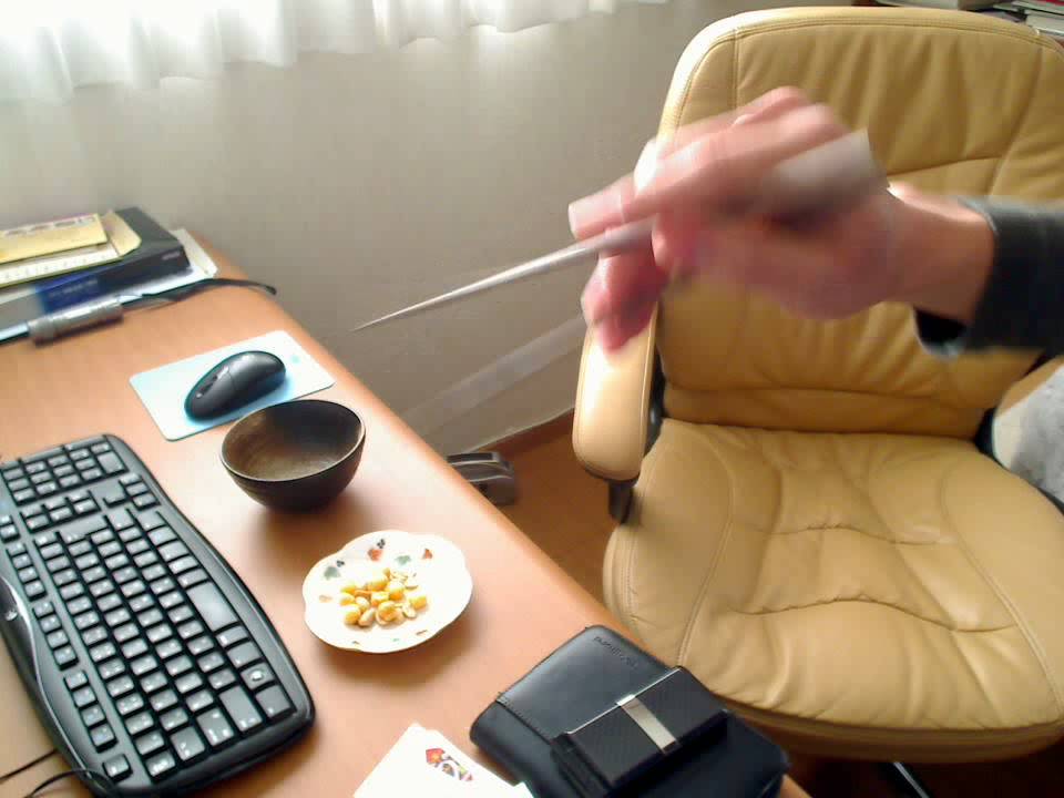 How to use "hashi", chopsticks - YouTube