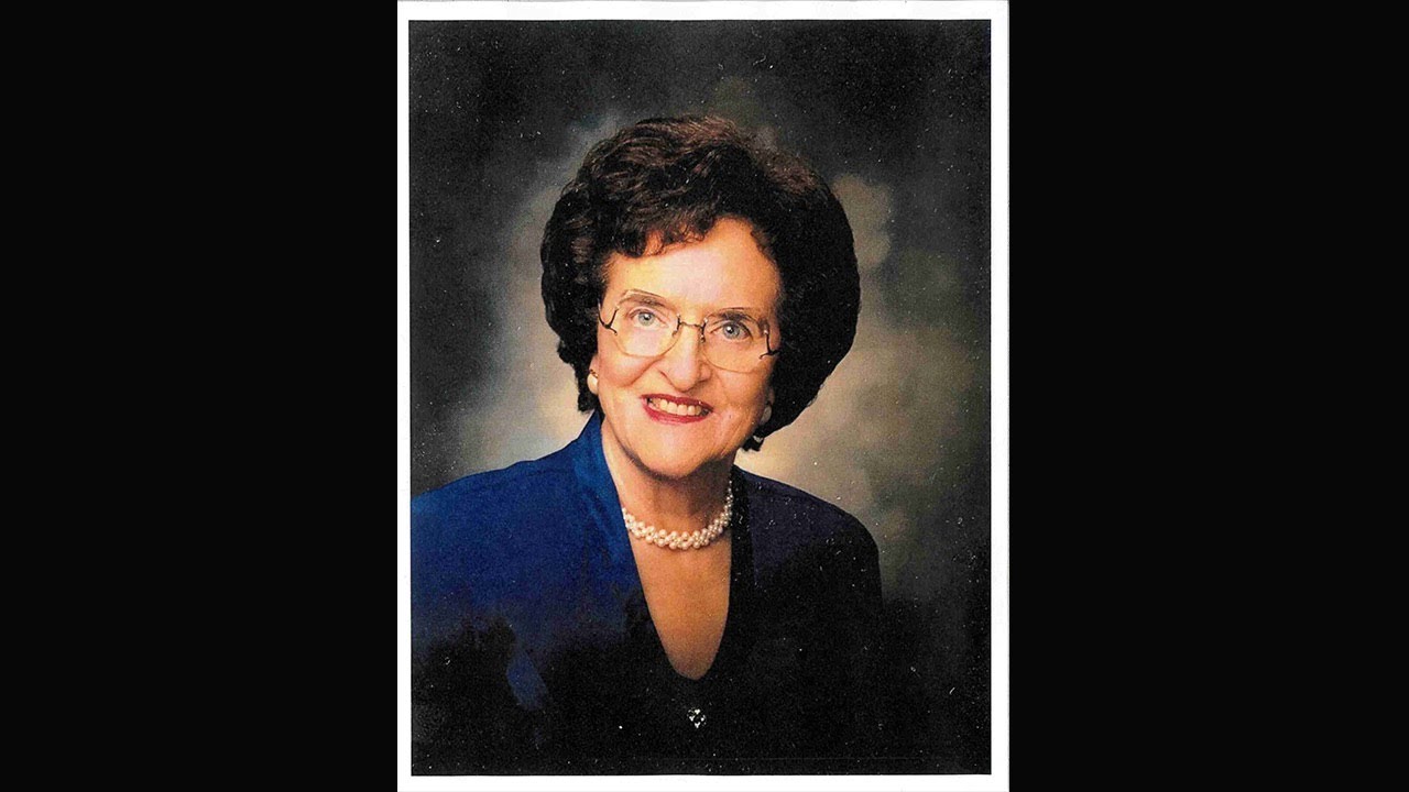 Donna Long Funeral Service, St. Theodore Catholic Church - YouTube