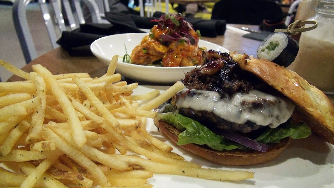 The COWFISH Sushi Burger Bar Opens - Universal Studios Florida CityWalk ...