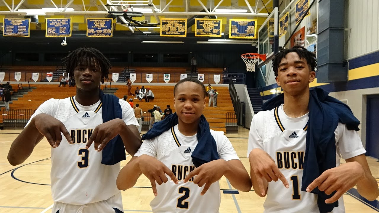 Caleb Holt, Buckhorn knock off Bob Jones 56-39 - YouTube