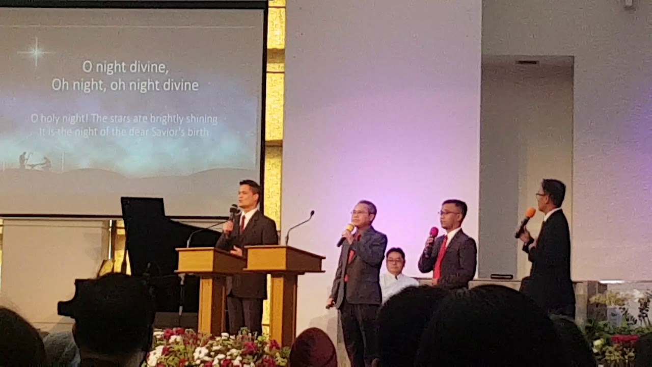 The Redeemed singing O Holy night during AIU church service. - YouTube