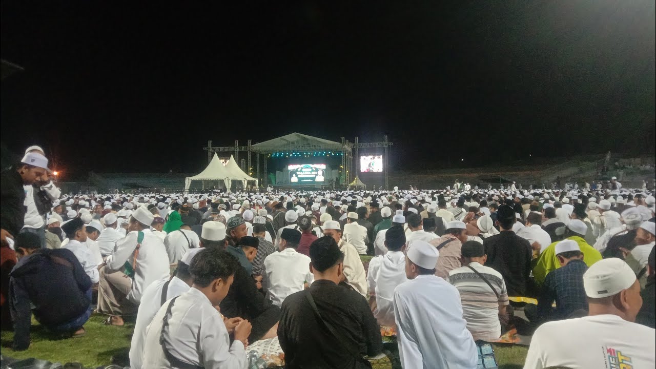 Rihlah Dakwah Al-Habib Umar Bin Muhammad Bin Hafidz Ke Indonesia | Zaky ...