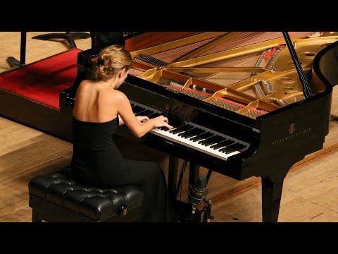 S. Rachmaninov, Piano concerto no. 2 op.18 - Sofia Vasheruk - Complete Live Concert