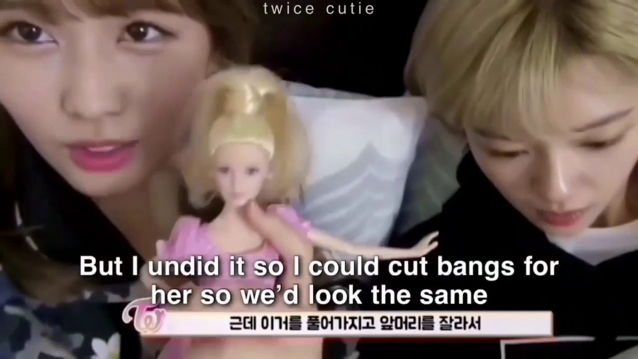Twice - Momo e le Barbie - YouTube