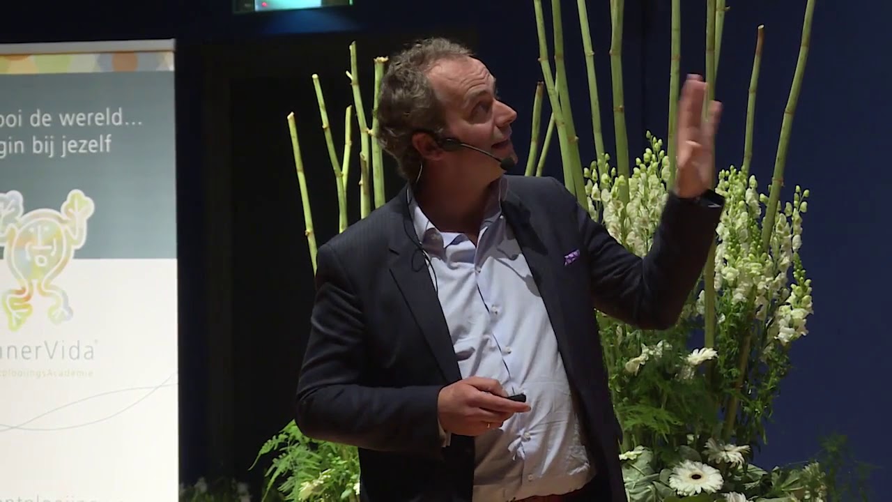 Jan van Bodegom Vernieuwing in de zorg met vallen en opstaan - YouTube