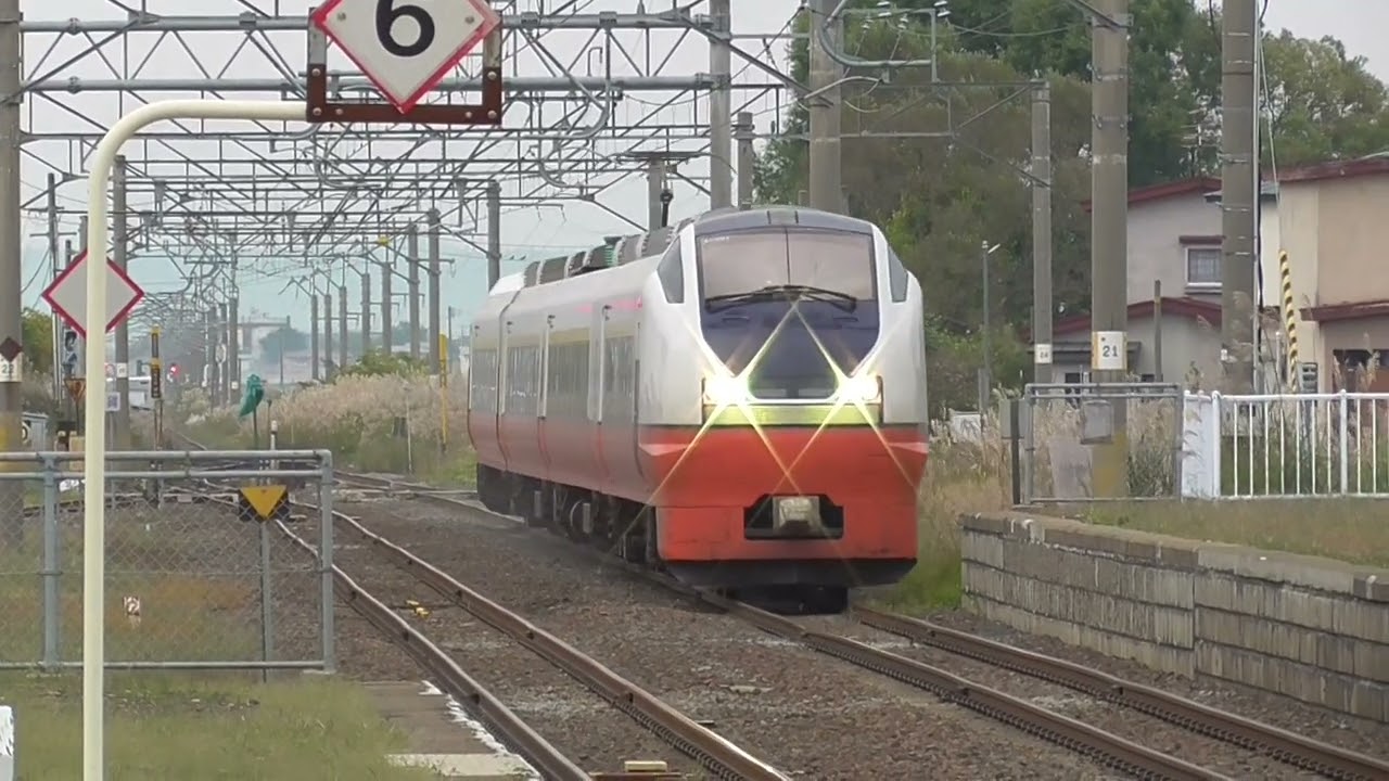 2022.10.03 JR川部駅 特急つがる6号 秋田行き通過【E751系・奥羽本線・2046M】 2022.10.03 - YouTube