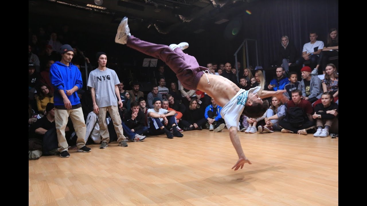 FOOT ROCKETS vs FUNK FANATIX. QUARTERFINAL. V1 BATTLE 2018 - YouTube