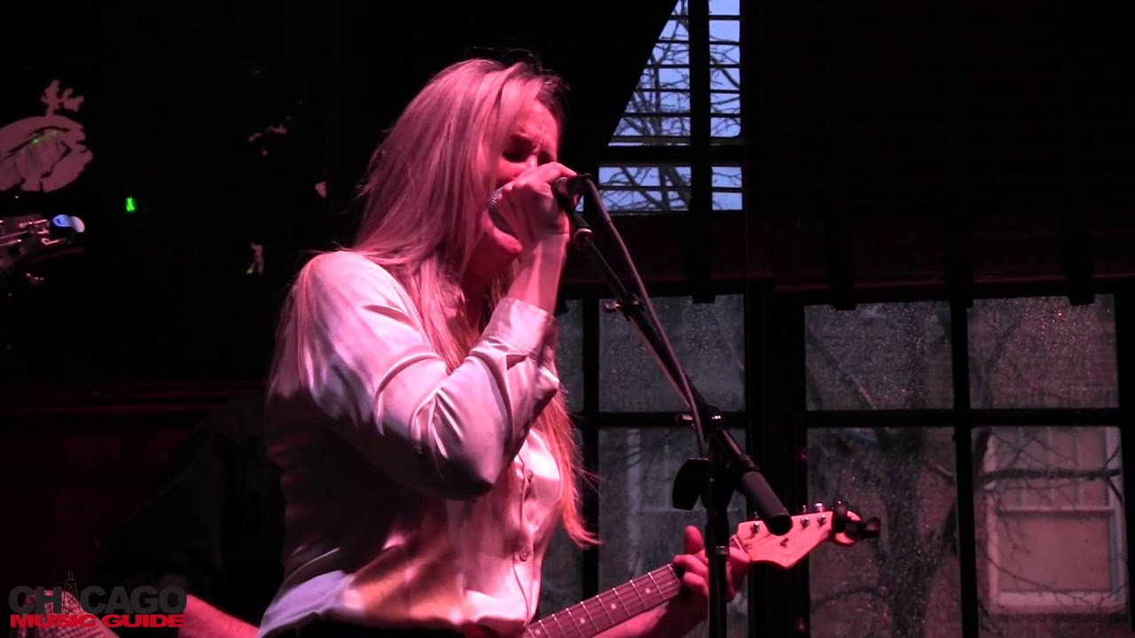 Stacey Garretson - "Hollywood Life" - YouTube