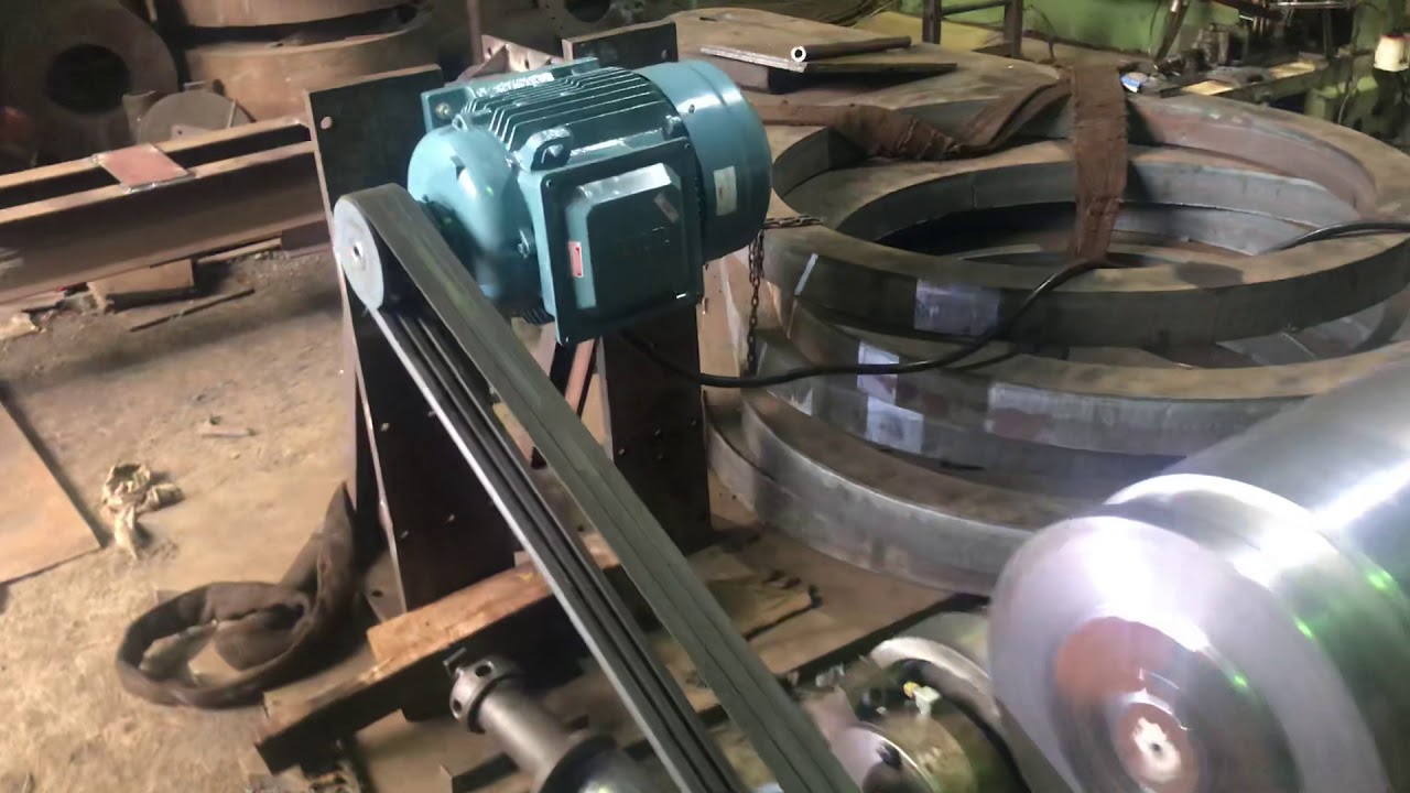HCC-520 Horizontal Centrifugal Casting Machine - YouTube