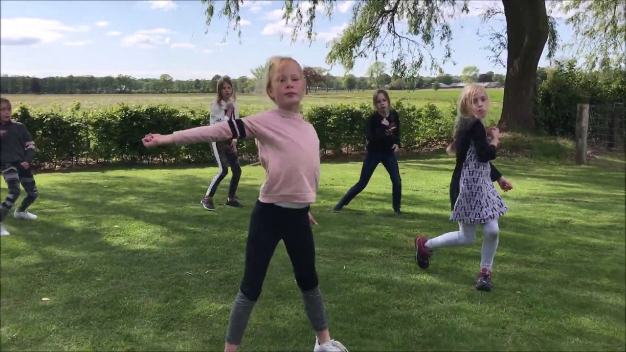 Kids Dance - Alone 14-05-2020 - YouTube