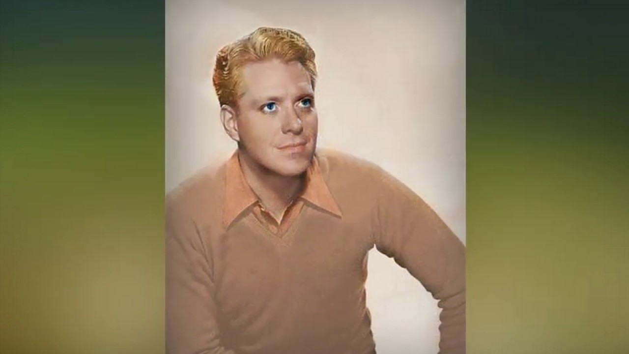 Nelson Eddy Sings - Maria - YouTube