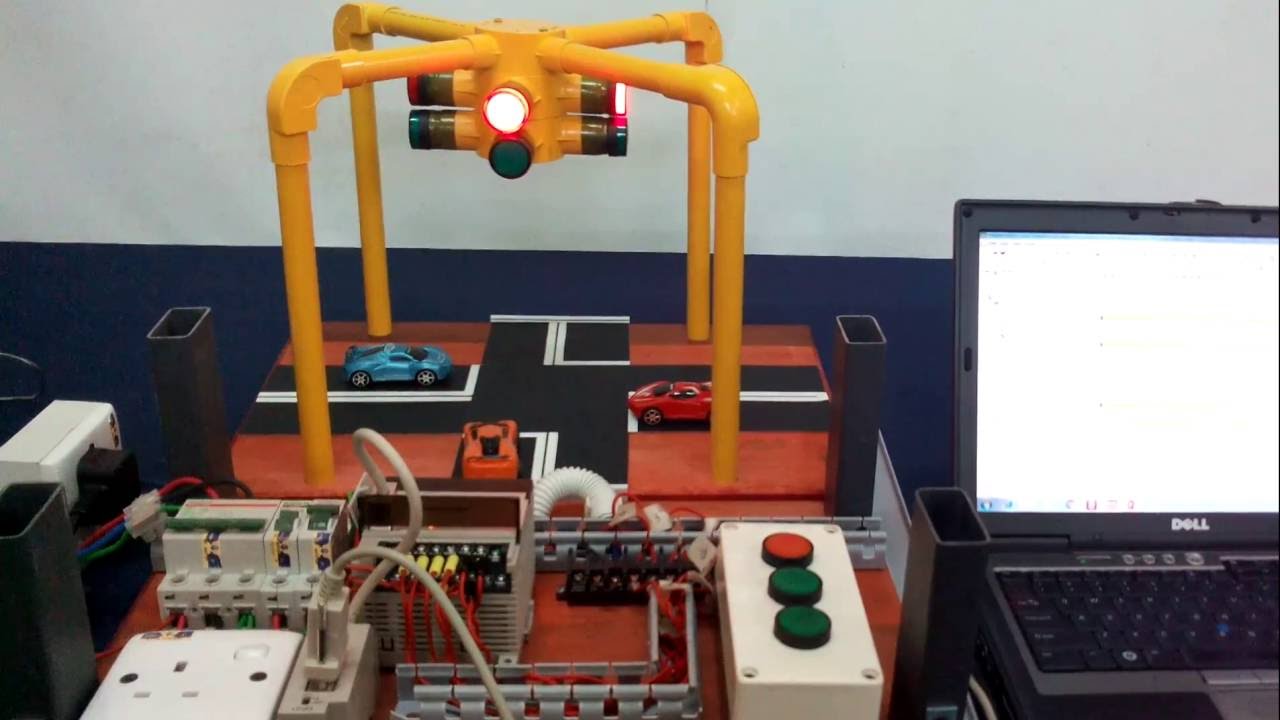 TRAFFIC LIGHT 3 JUNCTION MODEL FOR TRAINING KIT OMRON PLC CPM1A-20-CDR ...