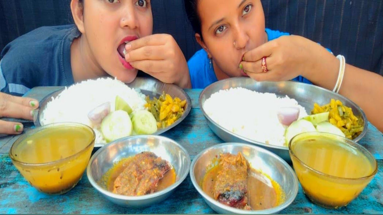 EATING SHOW_RICE🍚, RUI MACHER JHAL, MASOOR DAL, ALOO BARBATI TARKARI ...