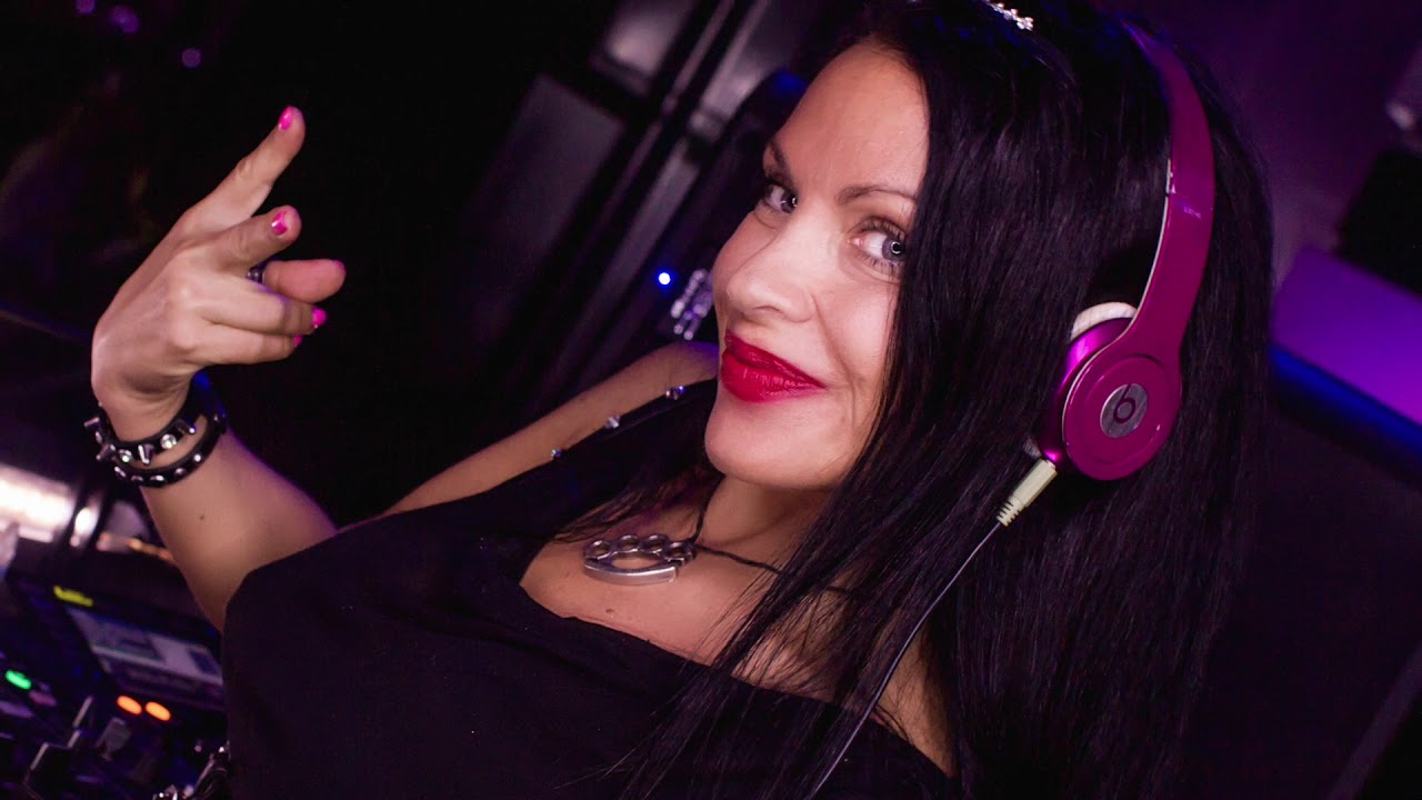 DJ Angela Pandelis UAE - YouTube
