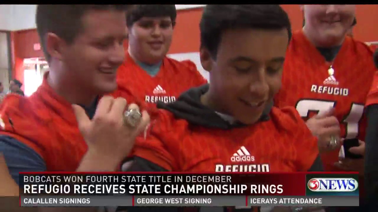 Refugio Bobcats Receive Championship Rings - YouTube