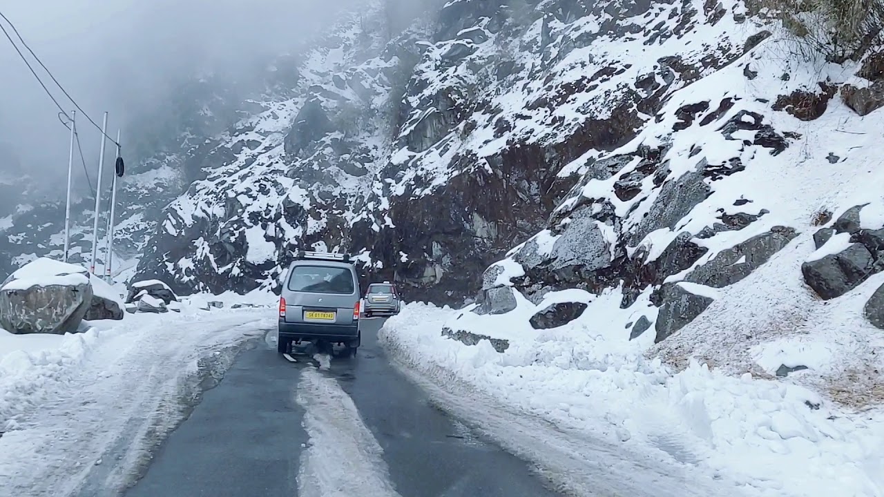 Fresh snow on the way to Nathu la - Beautiful Sikkim - YouTube