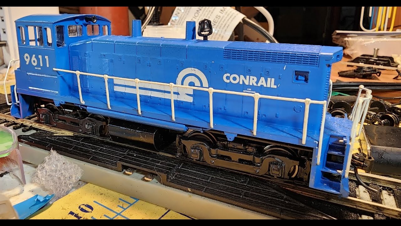 Mastic Short Line Gets A Conrail Switcher! (A BACKLOGGED Video) - YouTube