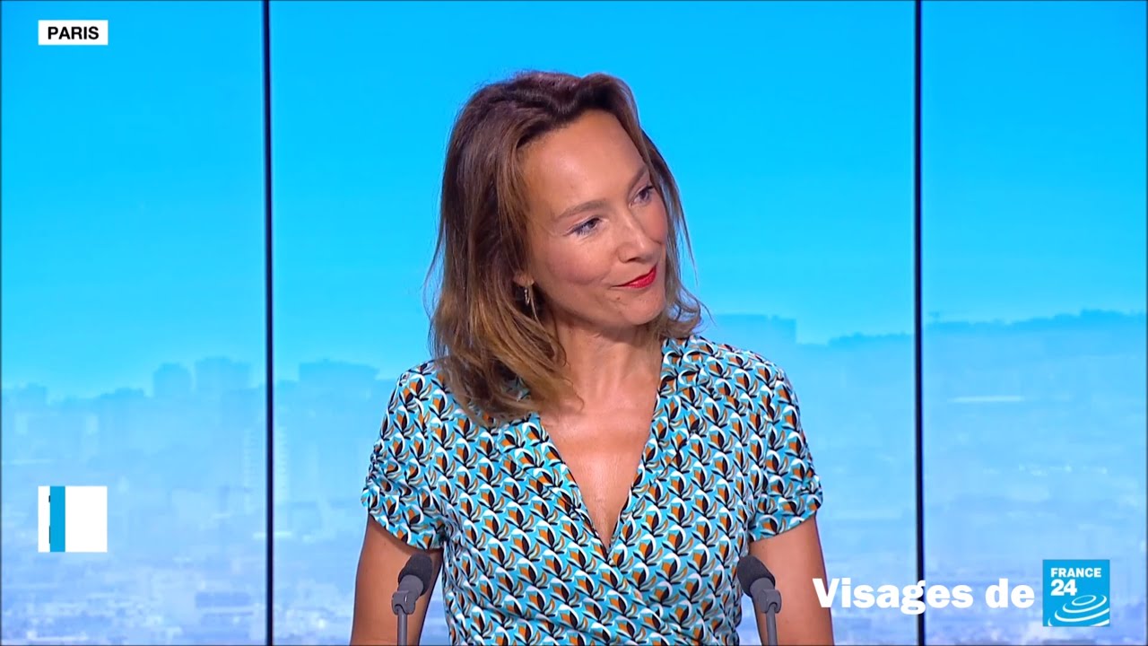 Stéphanie Antoine présente les journaux de début de soirée le 1er ...