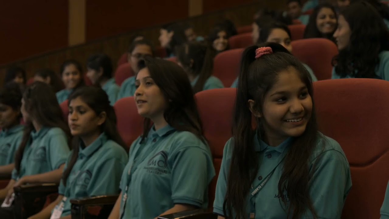 Orientation Speech by Maheshwari Sir | Kota factory Season 2 | Part 03 ...