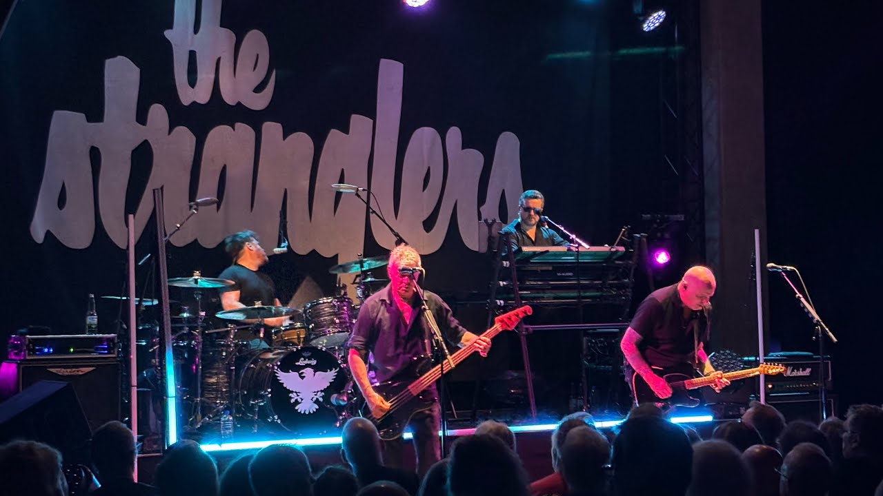 THE STRANGLERS - DUCHESS - YouTube