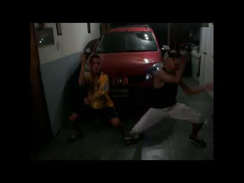 Los Rompe Discotekas bailando Latigazo