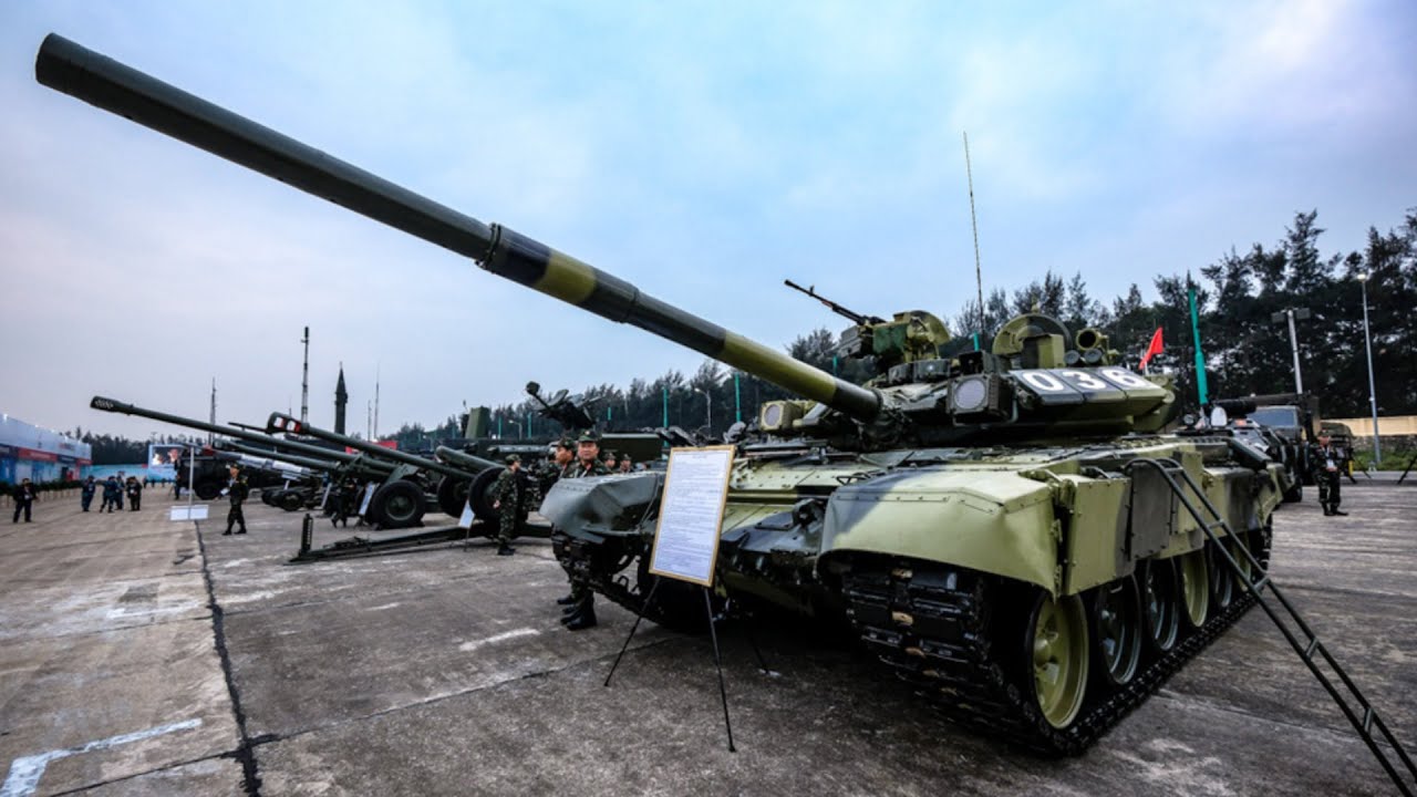 Ngắm bộ đôi xe tăng T-90S và T-90SK động cơ 1.000 mã lực của QĐND Việt ...