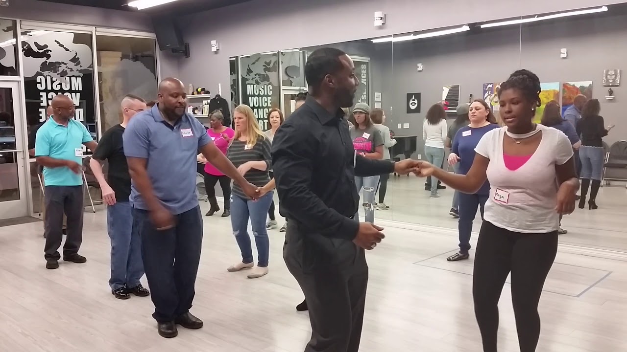 First Chicago Stepping Class - YouTube