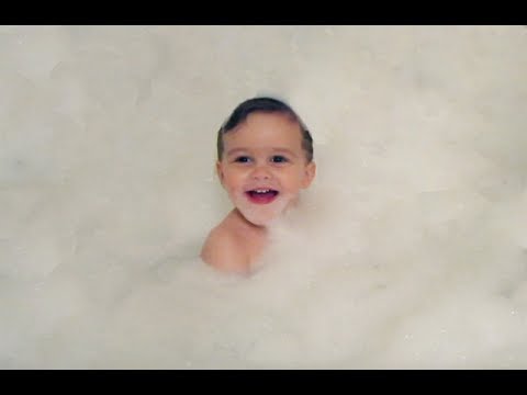 BIGGEST BUBBLE BATH - YouTube