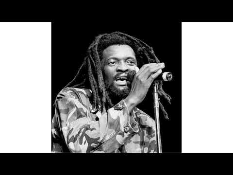 Lucky Dube - Don't Cry - YouTube