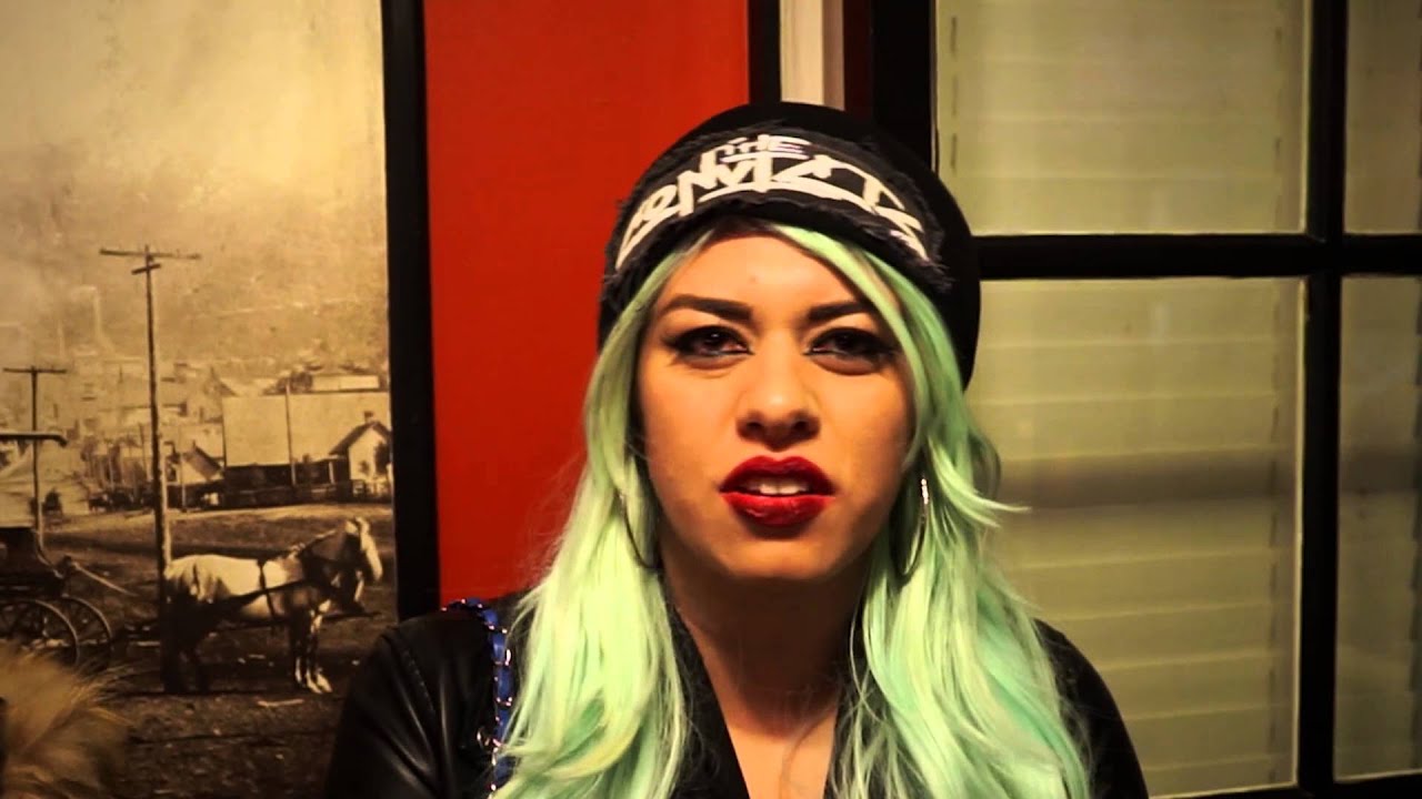 Los Punks does Slamdance (Interview with Angela Boatwright) - YouTube