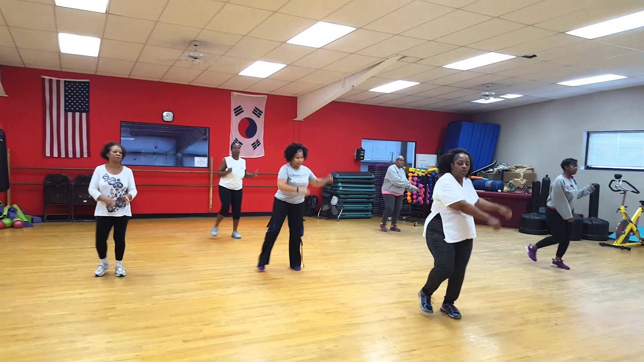 Line dance warm up!! - YouTube