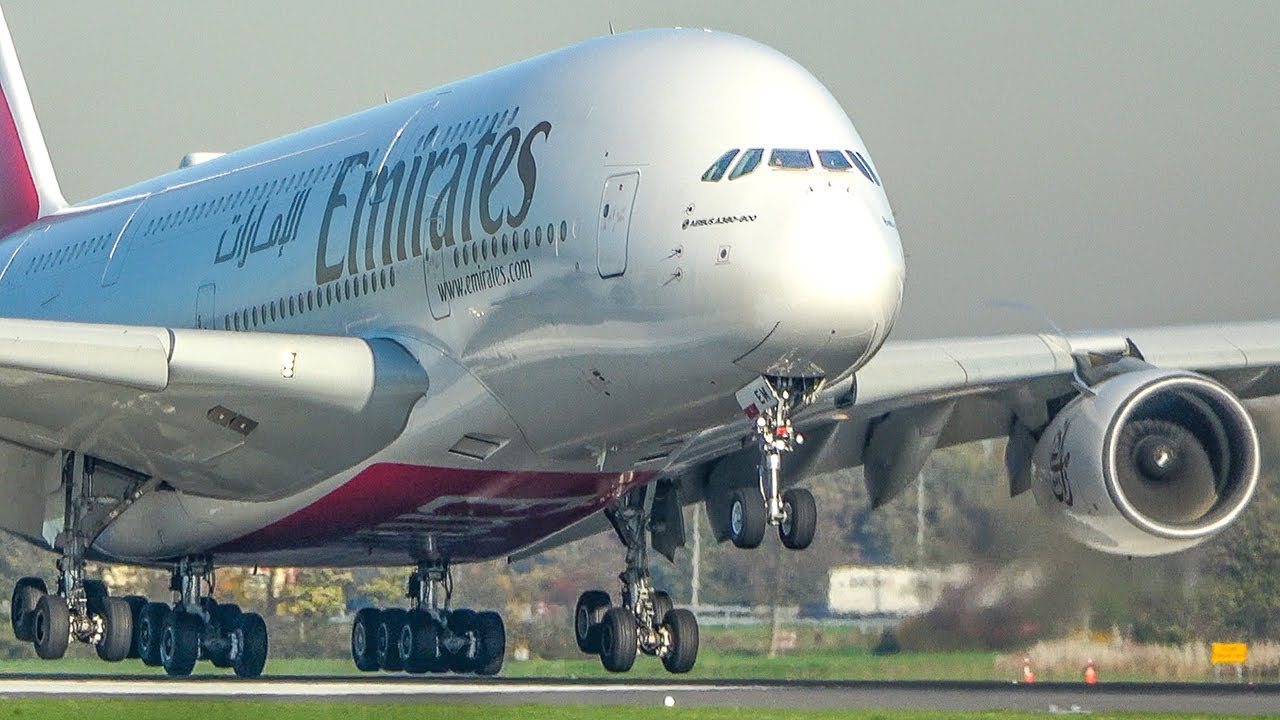 AIRBUS A380 LANDING on the POLDERBAAN at Amsterdam Schiphol (4k) - YouTube