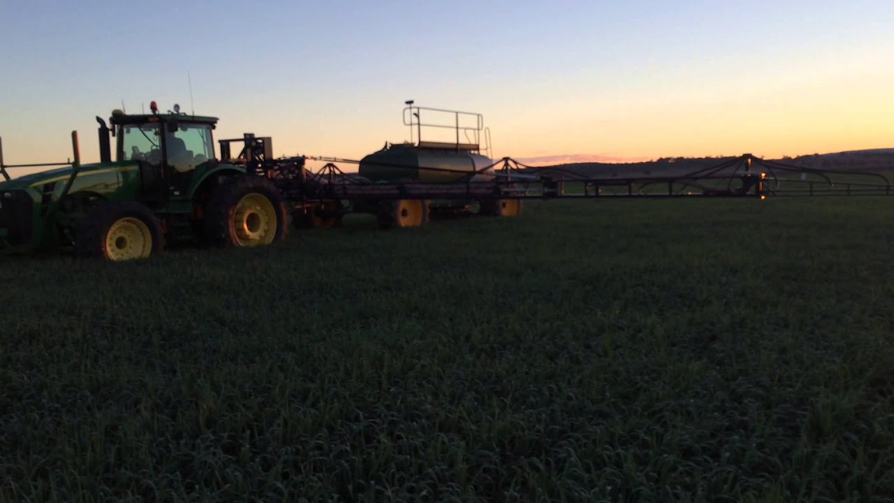 Hayes Spraying Air Spreader Boom - YouTube